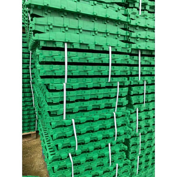plastic sheep slats